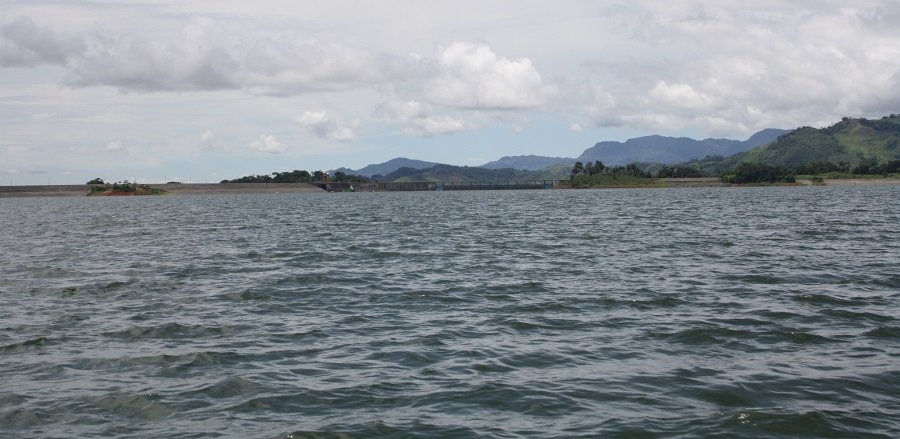 El invierno en Colombia se refleja en el aumento del nivel de los ...