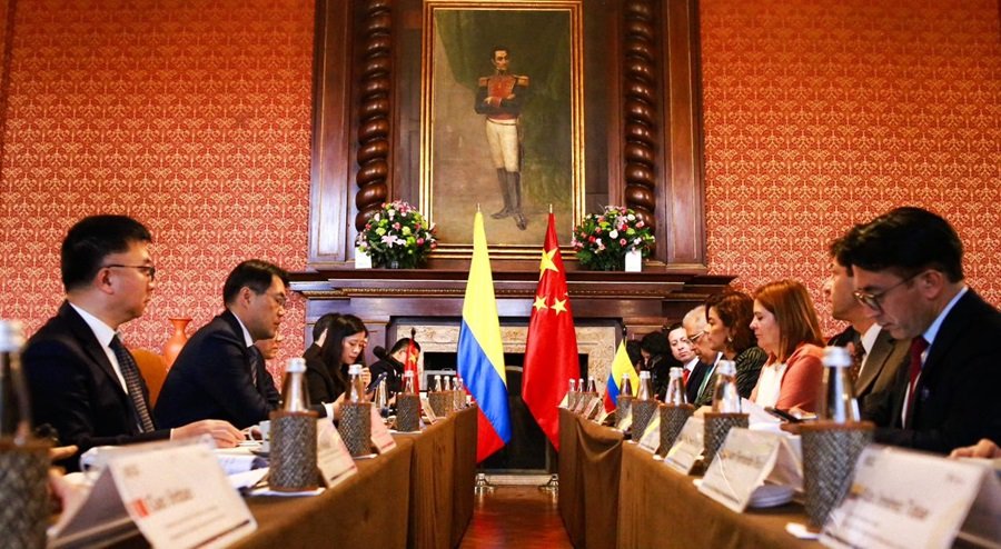 Colombia y China reafirman sus lazos comerciales de cooperación - En ...